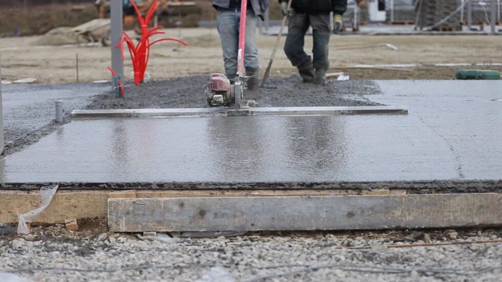 How To Screed Concrete: Basic Guide | Classic Ready-Mix